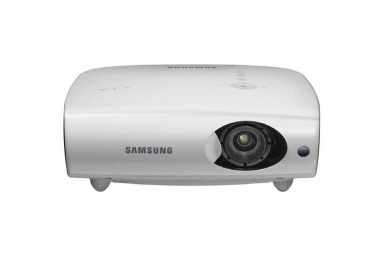 Comparatif Samsung L300 contre Viewsonic Pro 8200 - 01net.com