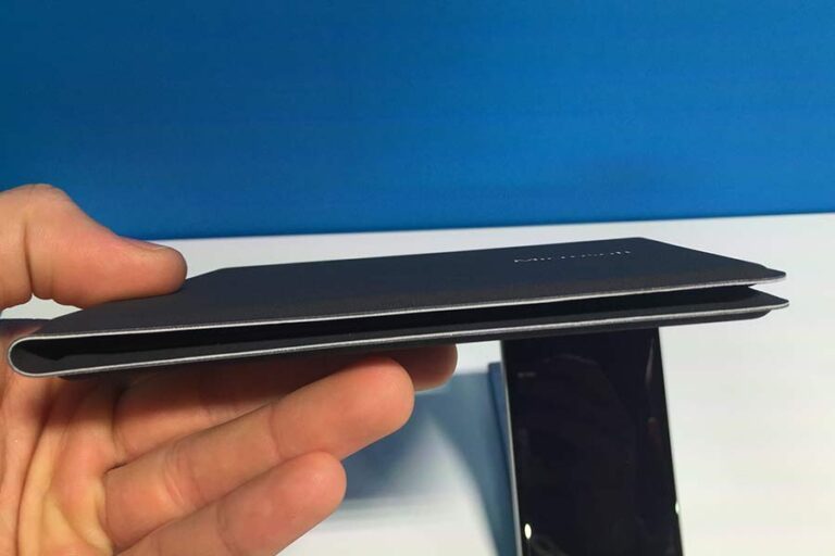 MWC 2015 : le mini clavier pliable de Microsoft en images