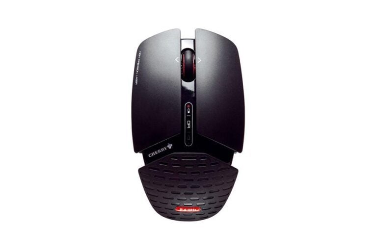 Comparatif NGS Raptor contre Cherry ZF 5000 - 01net.com