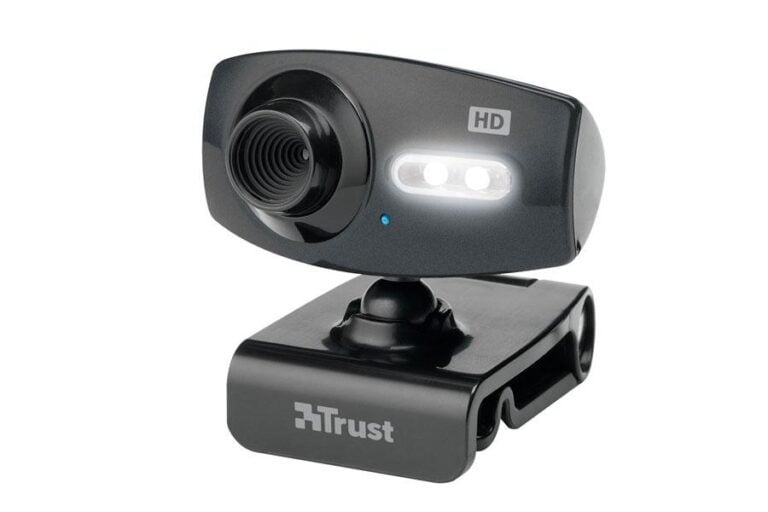 Comparatif Creative Live! Cam Notebook Pro contre Trust Widescreen HD ...