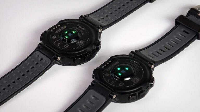 Garmin Forerunner 735XT - Fiche technique - 01net.com