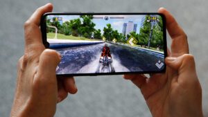 Test Xiaomi Mi 9, le smartphone qui va faire trembler OnePlus et Honor