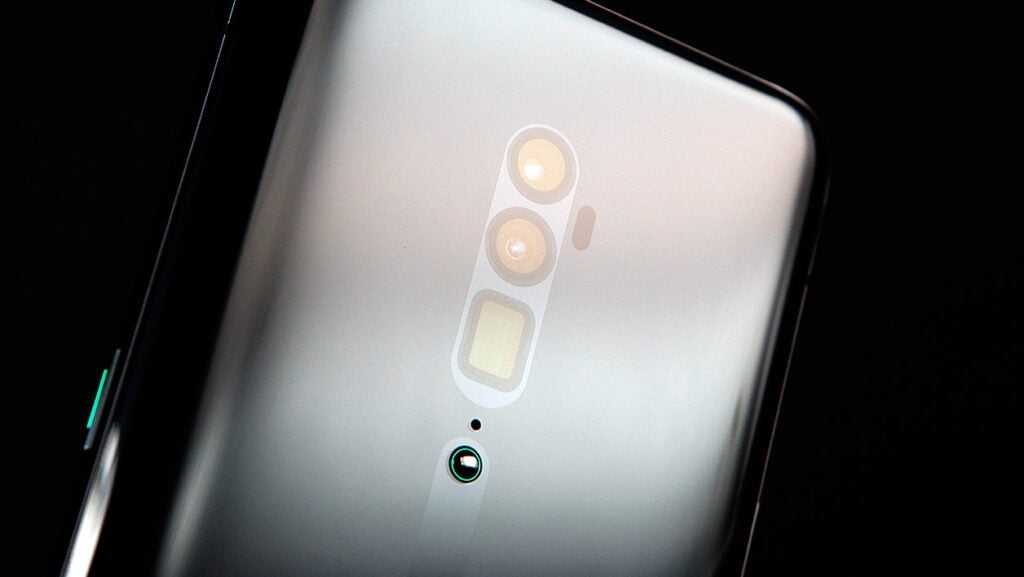 Comparatif Oppo Reno 10x Zoom contre ZTE Nubia Neo 5 GT - 01net.com