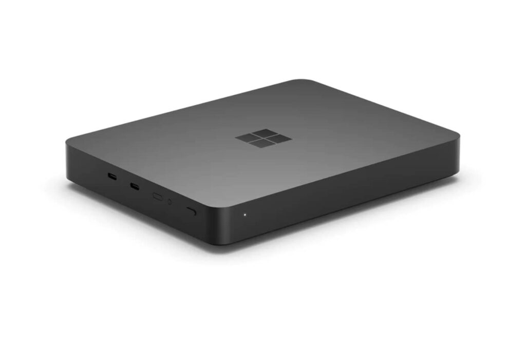 Ce PC à 600 dollars prouve que Microsoft prend enfin le futur de ...
