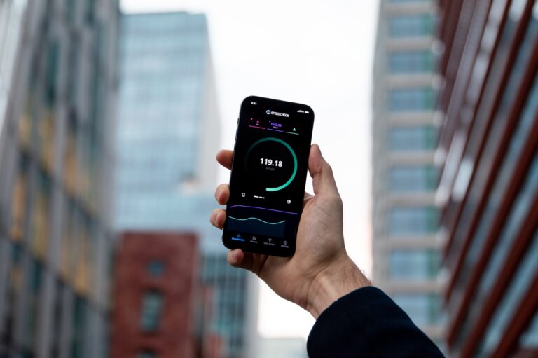 Orange, SFR, Bouygues Telecom ou Free : quel est le meilleur réseau ...