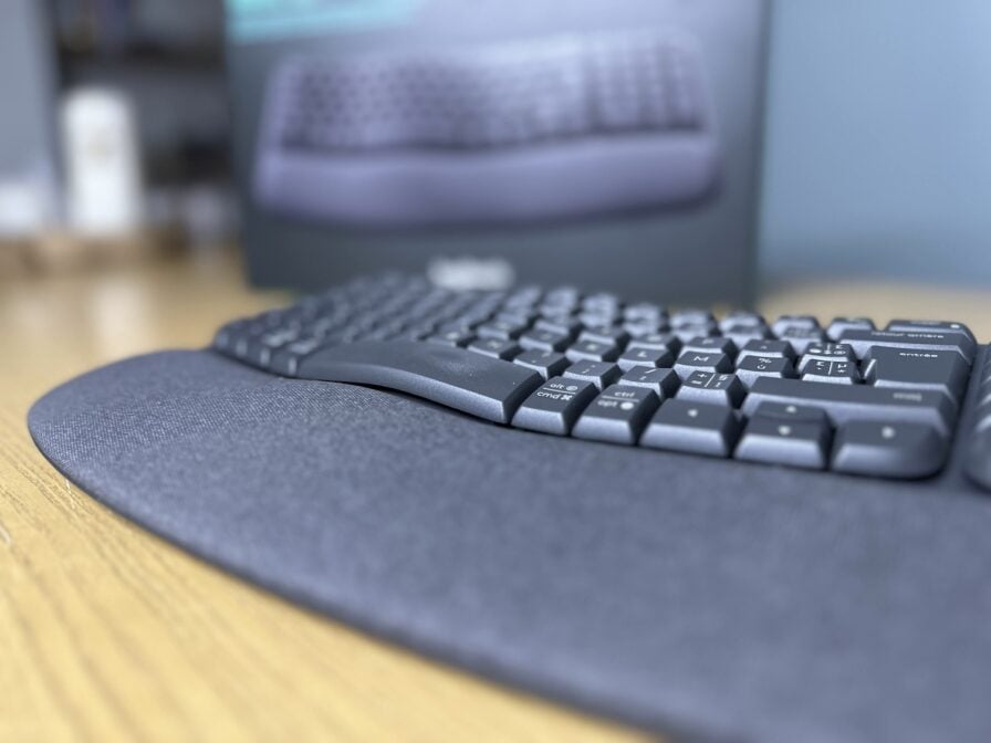Test Logitech Wave Keys : le clavier ergonomique dont vos mains ne ...