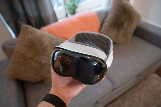 Adieu le Vision Pro : le nouveau CEO d'Apple aurait tué le casque