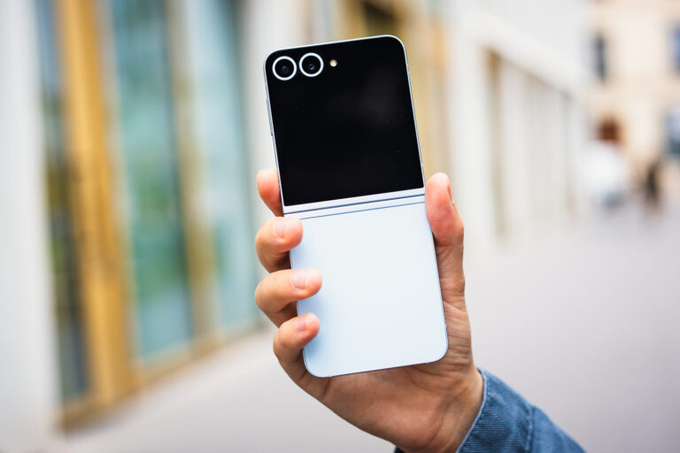 Test Samsung Galaxy Z Flip 6 : avis sur le smartphone pliant