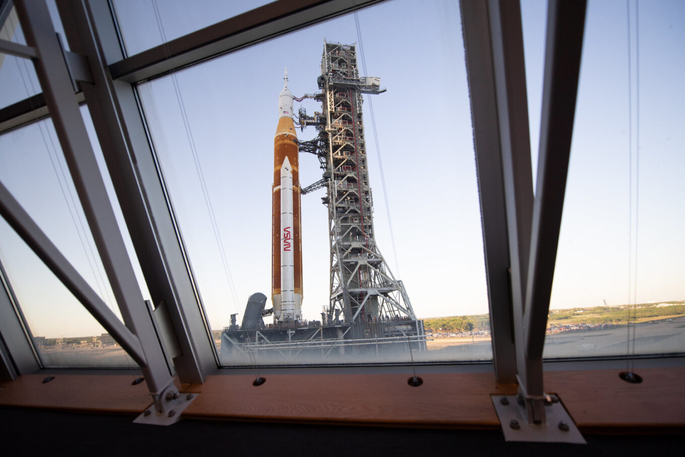 La deuxième fusée Ariane 6 se dévoile, et se prépare pour son vol