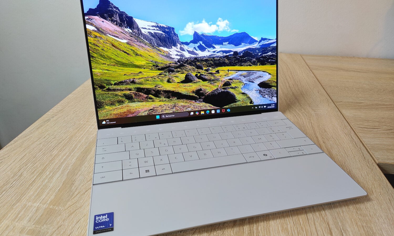 Test Dell XPS 13 Intel (9350) : notre avis sur le PC portable
