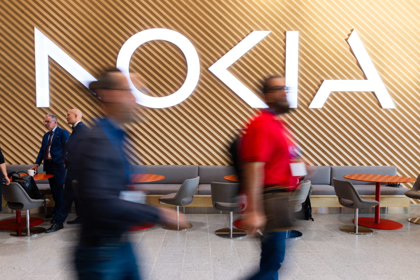 Nokia mise tout sur l’IA et taille dans ses effectifs en France
