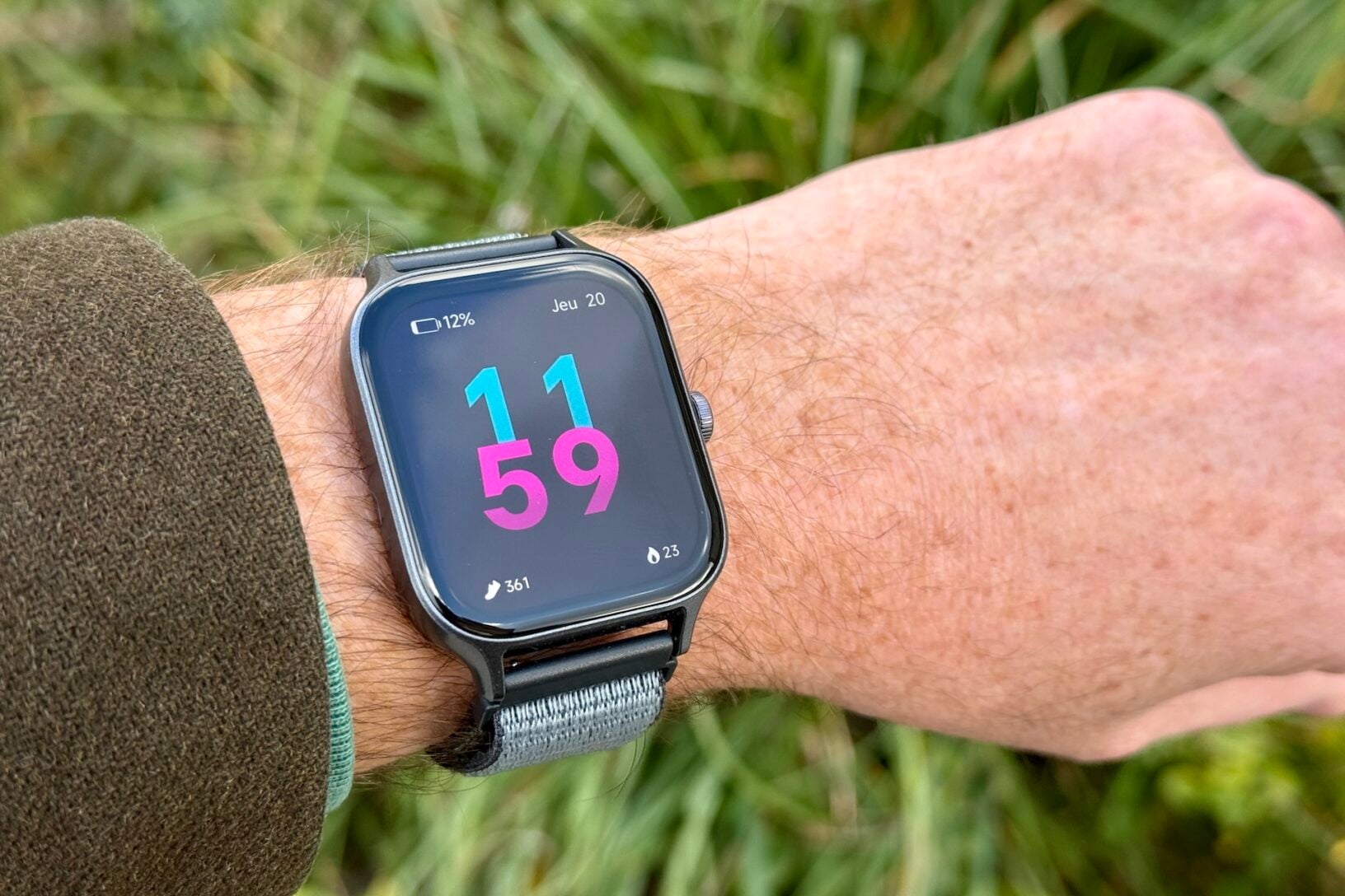 Test Decathlon Fit 100 : notre avis sur la montre connectée