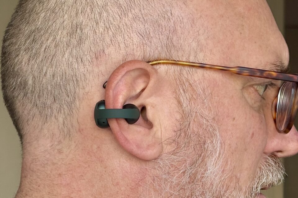 Test Motorola Moto Buds Loop : des écouteurs ouverts ultra polyvalents ...