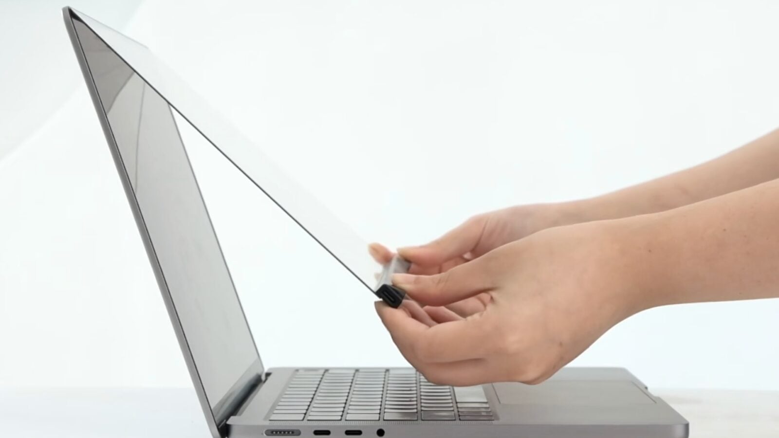 Plus besoin d'attendre Apple : cet accessoire peut rendre votre MacBook ...