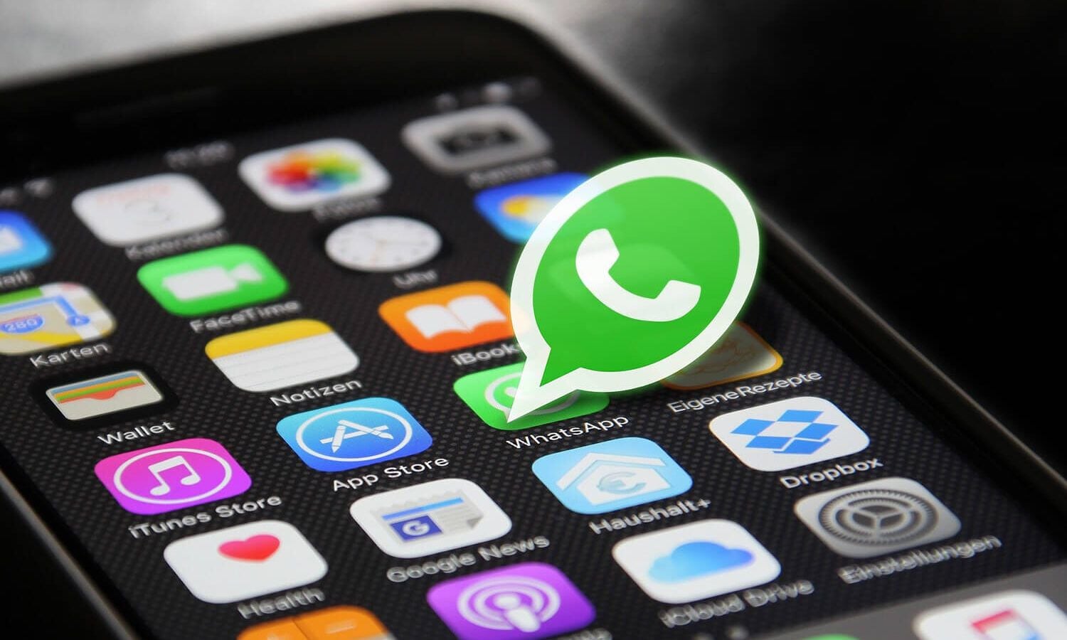 How to Access and Use WhatsApp in Russia
